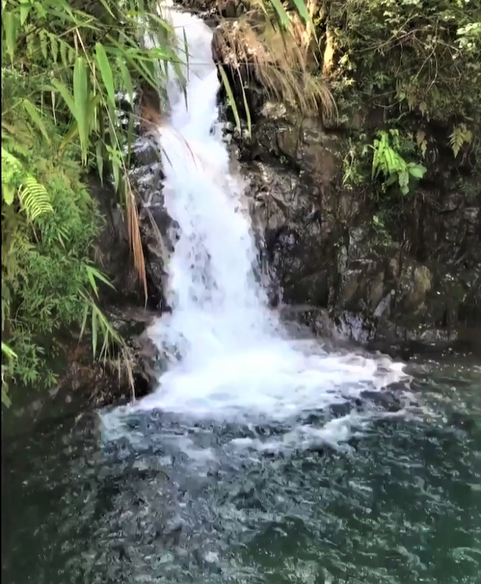 Sensasi Keseruan di Curug Mariuk, Bogor | Indonesia Traveler